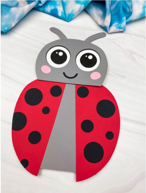 Ladybug Paper Bag Puppet Craft [FREE Template]