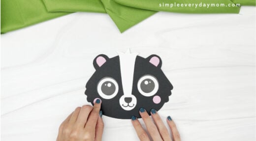 Skunk Paper Bag Puppet Craft [Free Template]