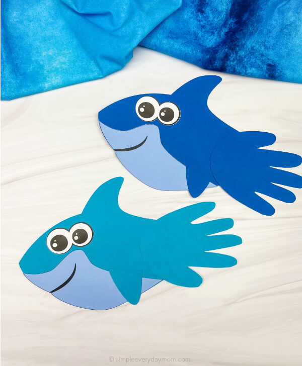 Handprint crafts Archives - Page 6 of 16 - Simple Everyday Mom