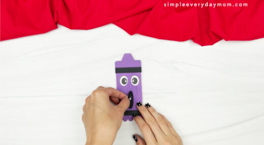 Popsicle Stick Crayon Craft For Kids [Free Template]