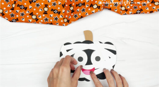 Mummy Pumpkin Craft For Kids [Free Template]