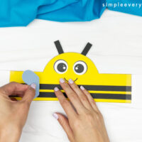 Bumble Bee Headband Craft For Kids [Free Template]