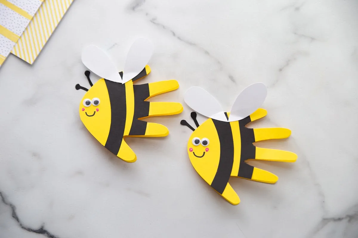 35 Fun & Simple Bee Craft Ideas For Kids