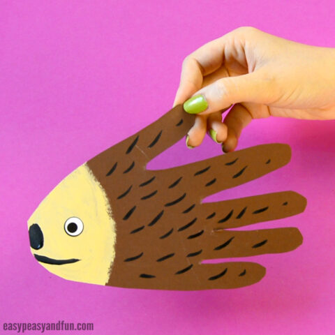 25 Simple & Cute Fall Handprint Crafts For Kids