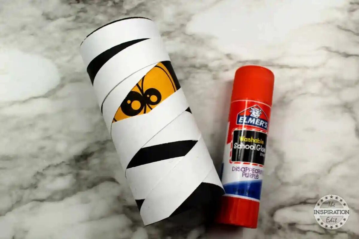 25 Fun And Frightful Halloween Toilet Paper Roll Crafts