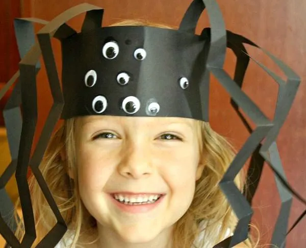 35 Fang-tastic Halloween Classroom Crafts For Kids