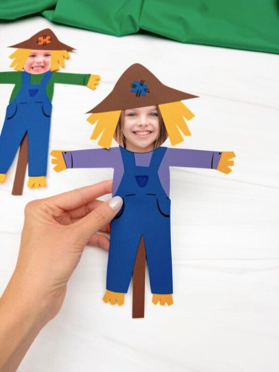 Adorable Scarecrow Photo Craft For Kids (Free Printable Template)