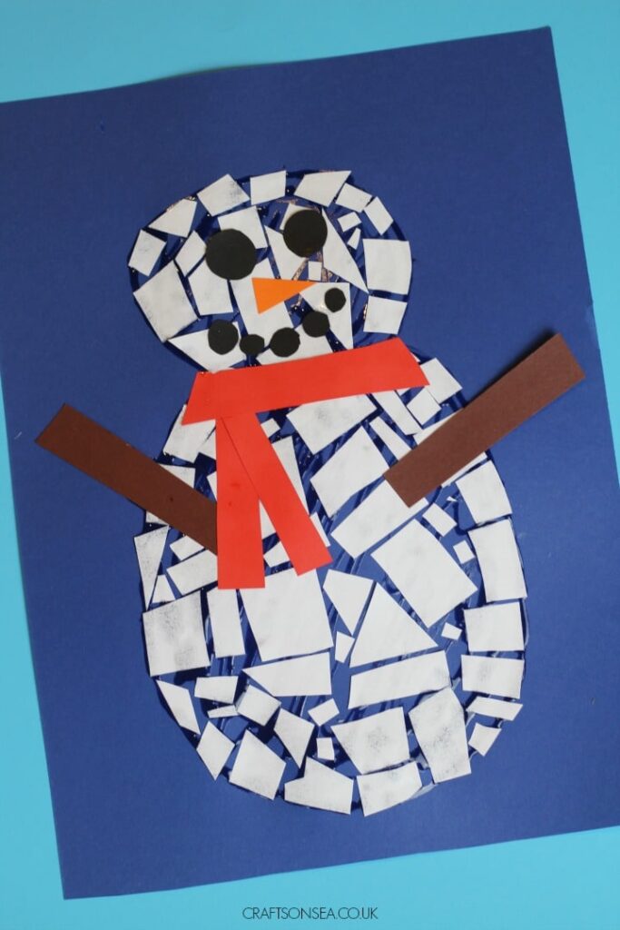 25+ Cute and Easy Snowman Crafts For Kids To Try