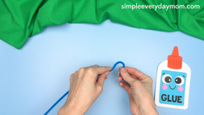 Easy Glue Bottle Craft For Kids [Free PDF Template]
