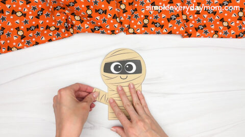 Easy Mummy Shape Craft For Kids [Free Printable Template]