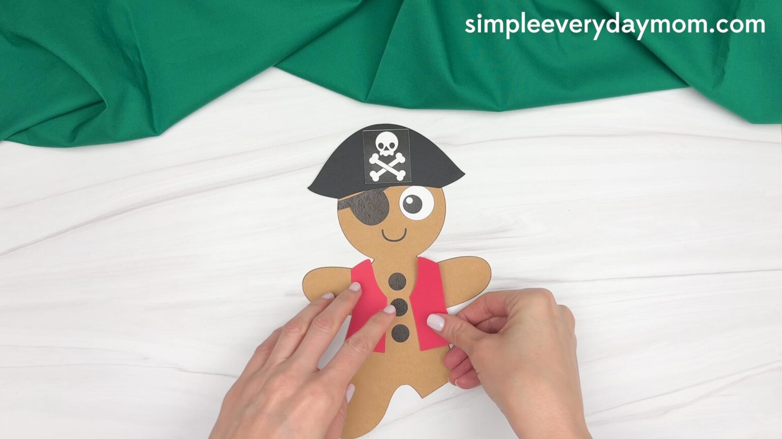 Pirate Gingerbread Man Disguise [Free Printable Template]
