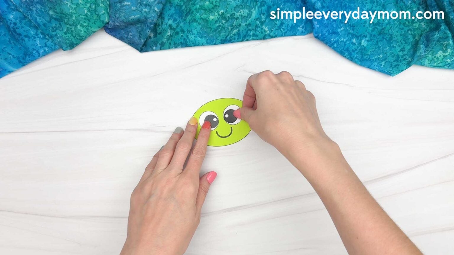 Grasshopper Craft for Kids [Free Printable Template]